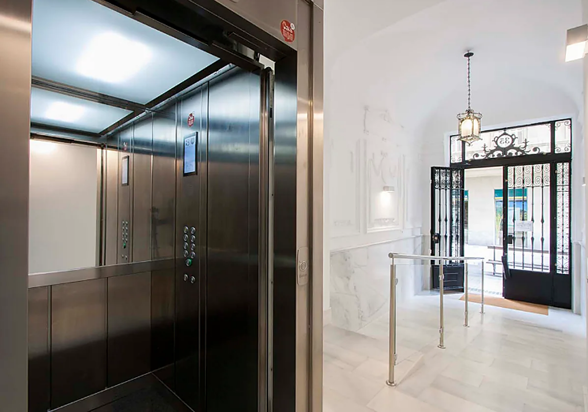 Entra en vigor la nueva ley de ascensores: consulta si tu comunidad tendrá que cambiarlo | El ...